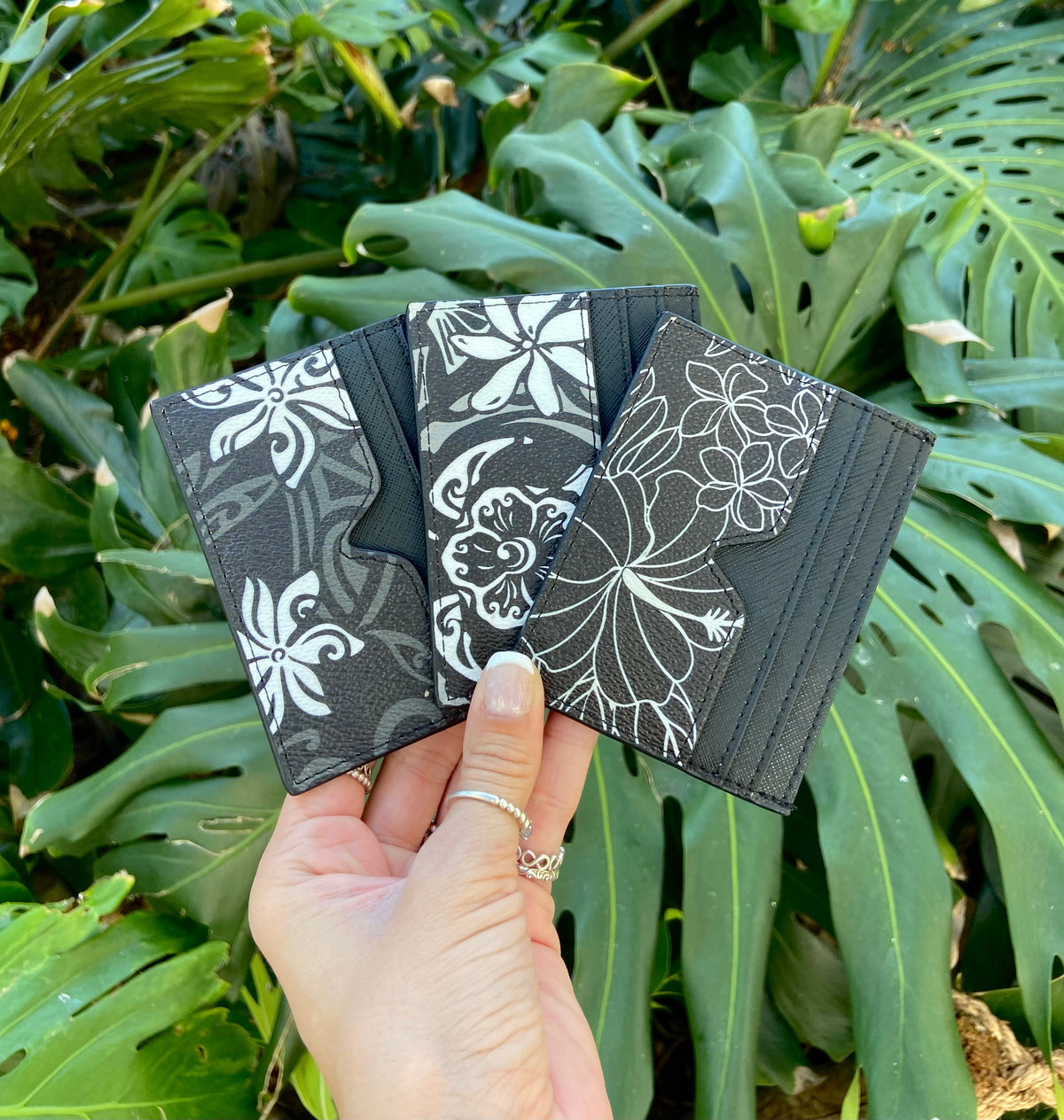 Happy Wahine - Hawaiian inspired handbags, wallets, and accessories
